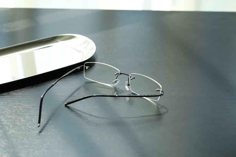 Black Metal Rectangle Rimless Eyeglasses - 58076