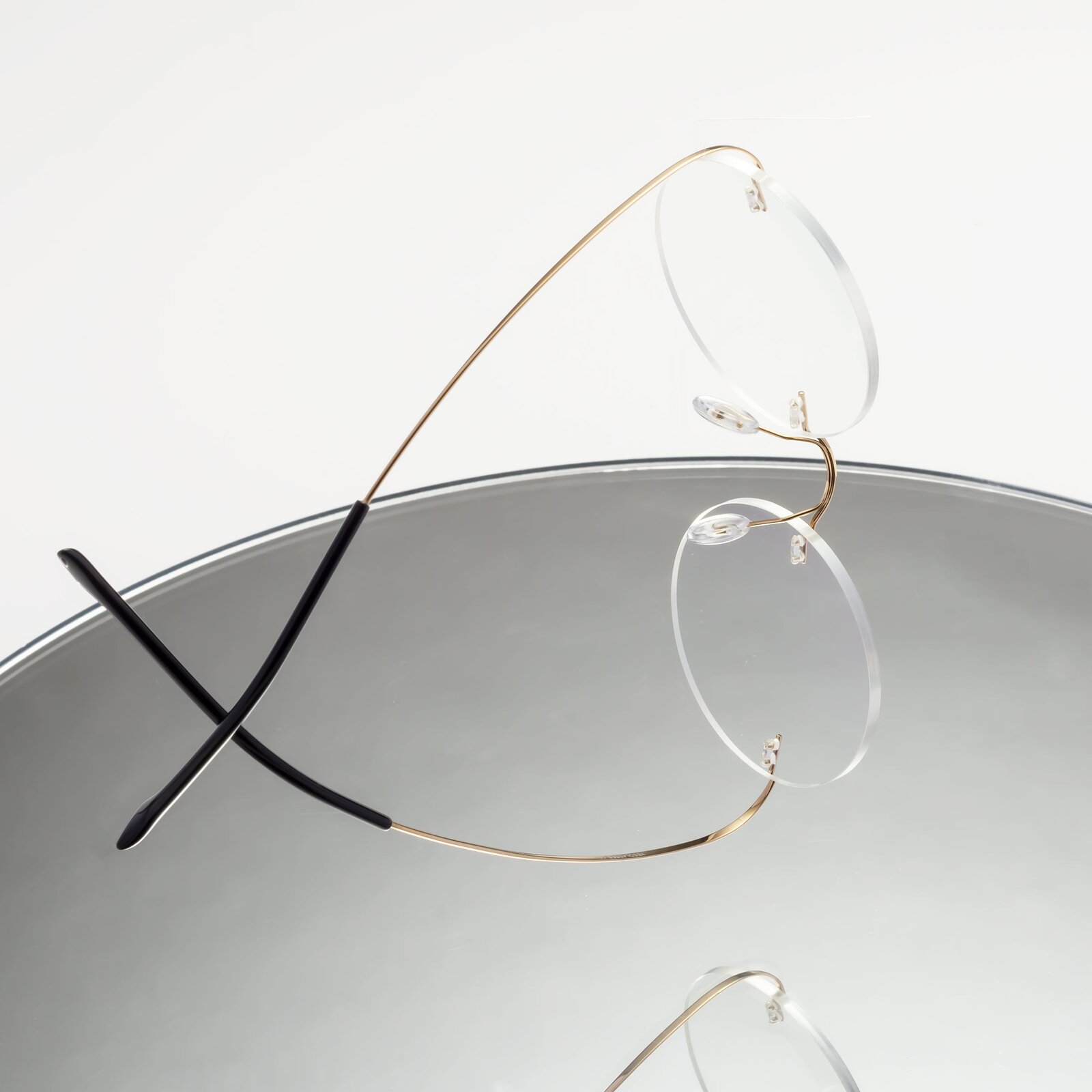 Gold Lightweight Round Rimless Eyeglasses - Artist