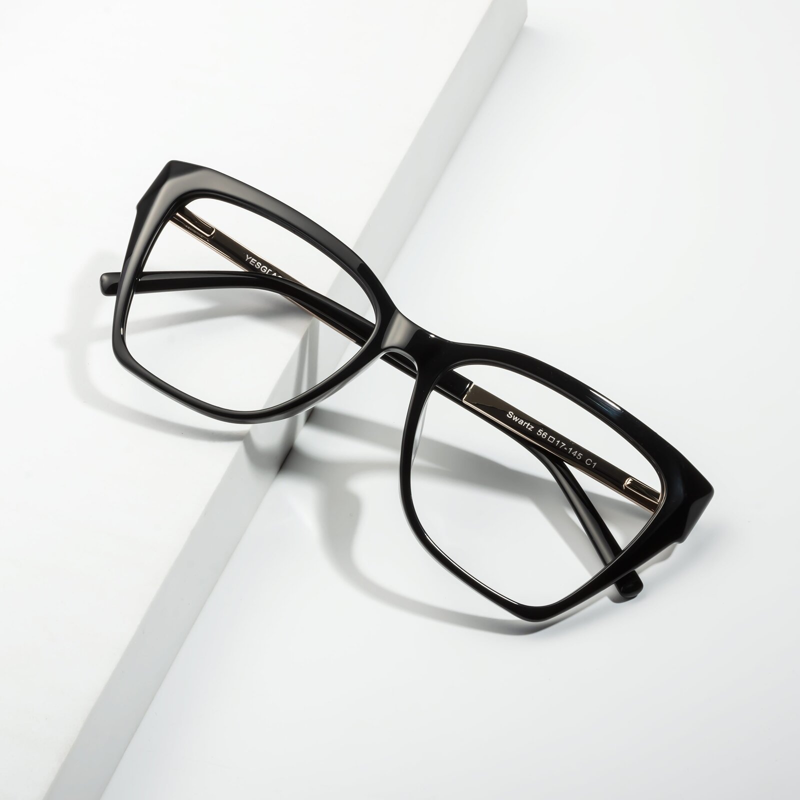 Black Medium Oversized Butterfly Eyeglasses - Swartz