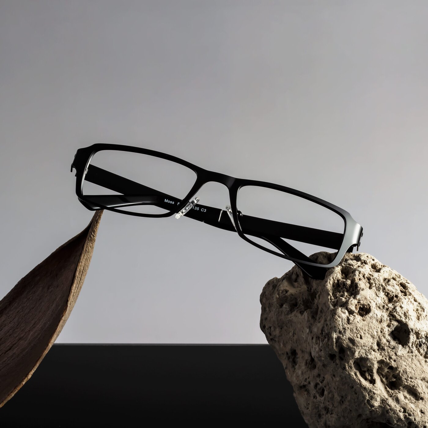 Matte Black Retro-Vintage Metal Rectangle Eyeglasses - Moss