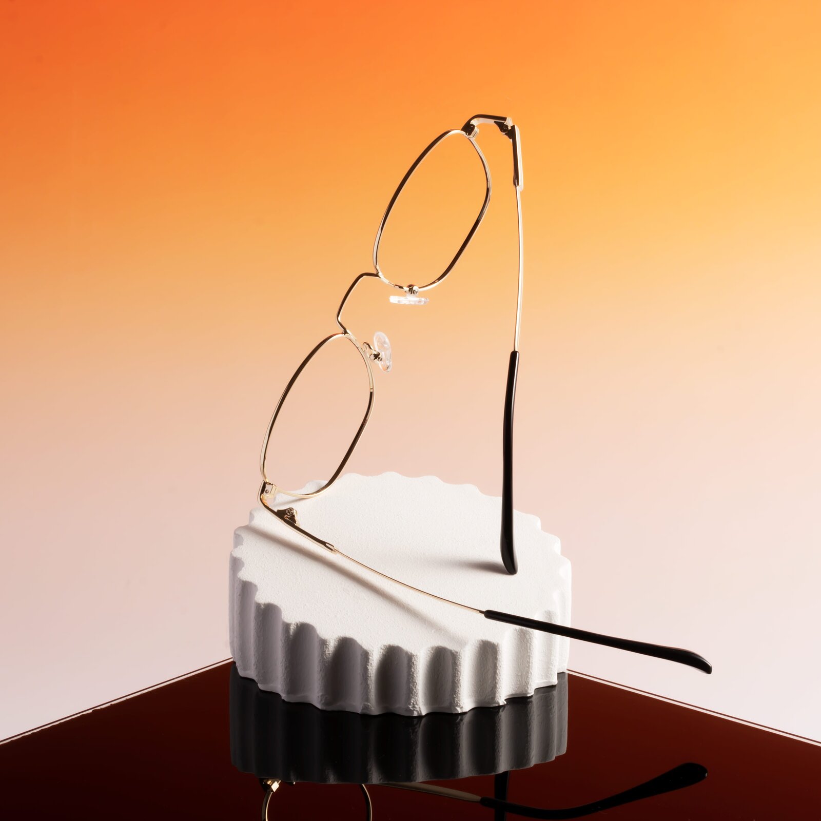 Black/Light Gold Classic Metal Rectangle Reading Glasses - Snow