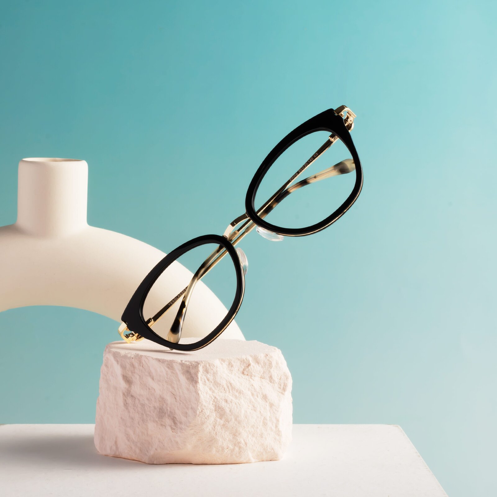 Black Hipster Metal Bridge Cat-Eye Eyeglasses - Zinnia