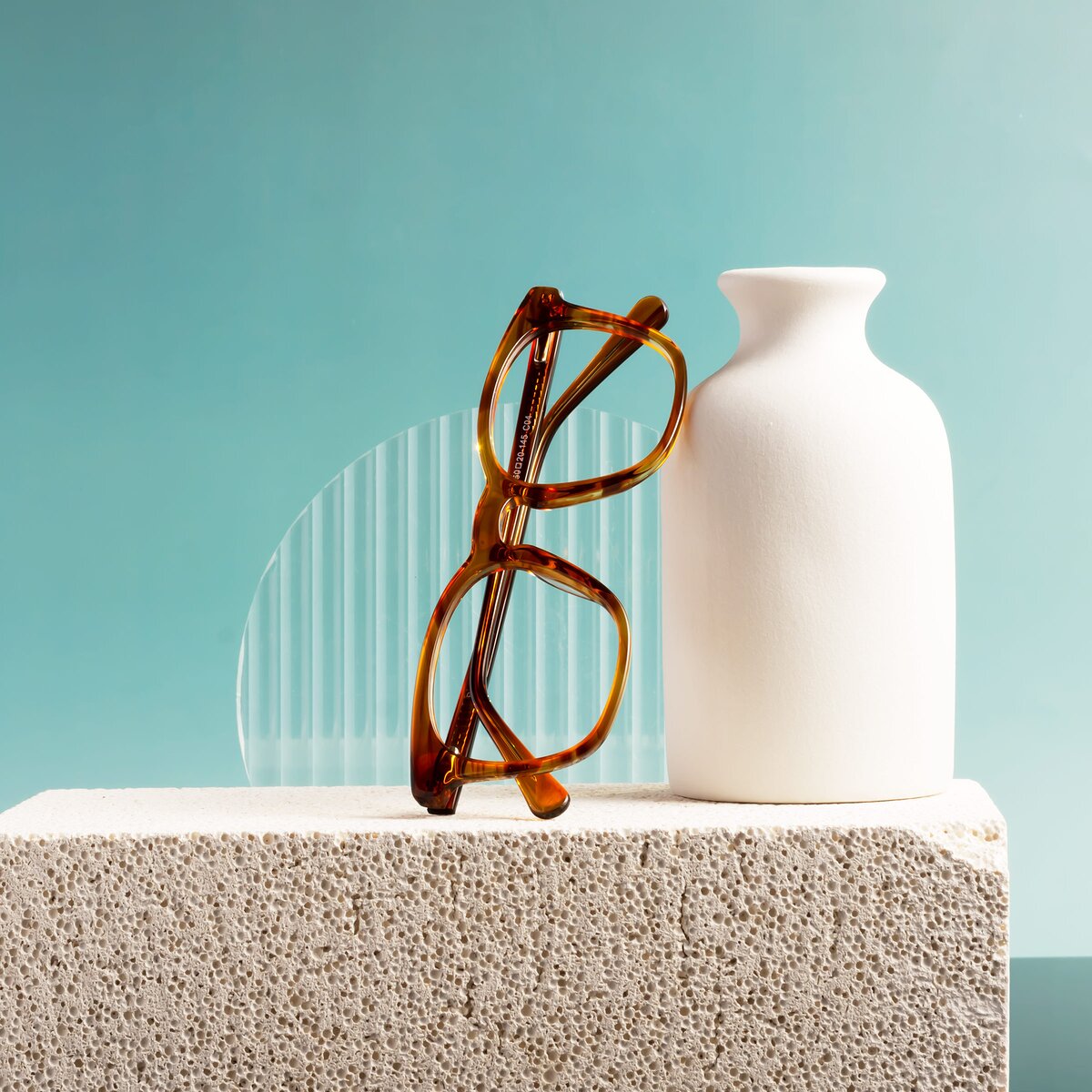 Amber Striped Keyhole Bridge Spring Hinges Trapezoid Eyeglasses - Polite